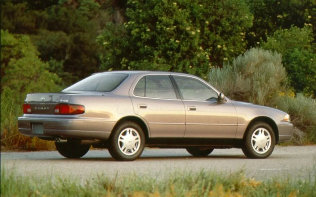 The XV10 Toyota Camry is a Used Car Hidden Gem - Klipnik