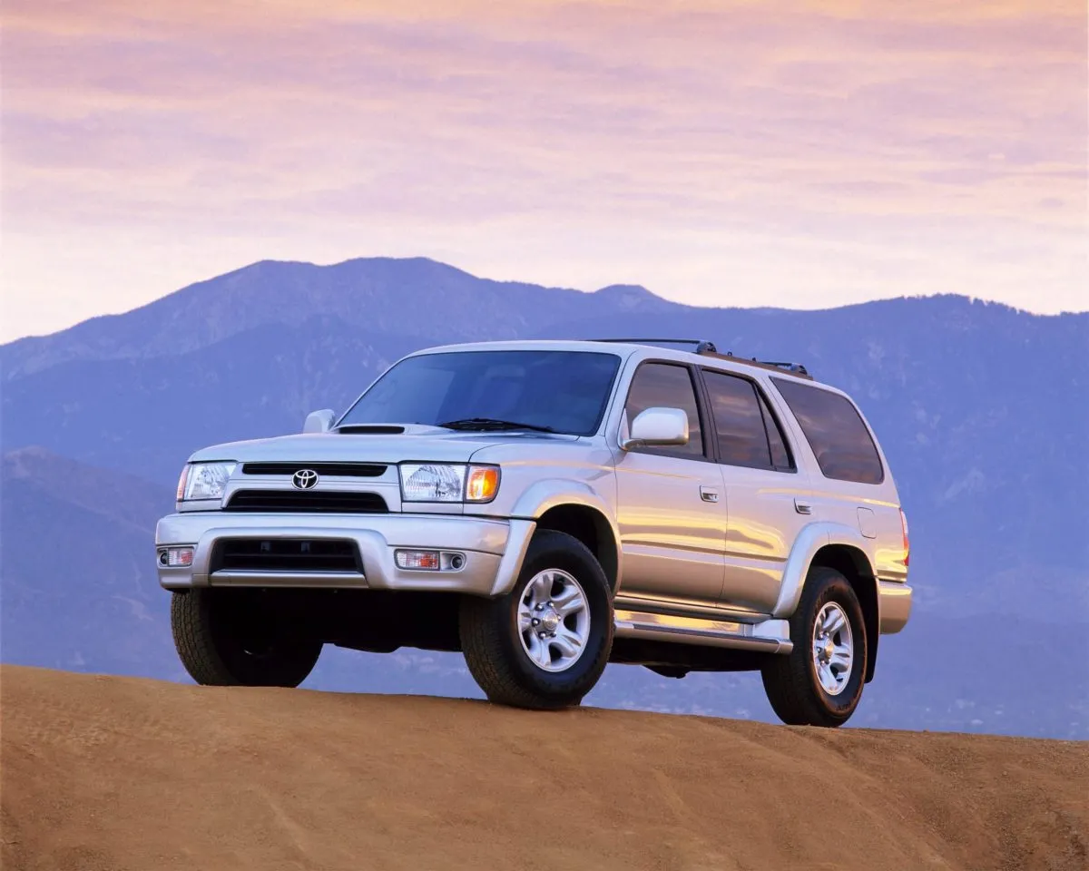 The 3rd Generation Toyota 4Runner is a Used Car Hidden Gem - Klipnik